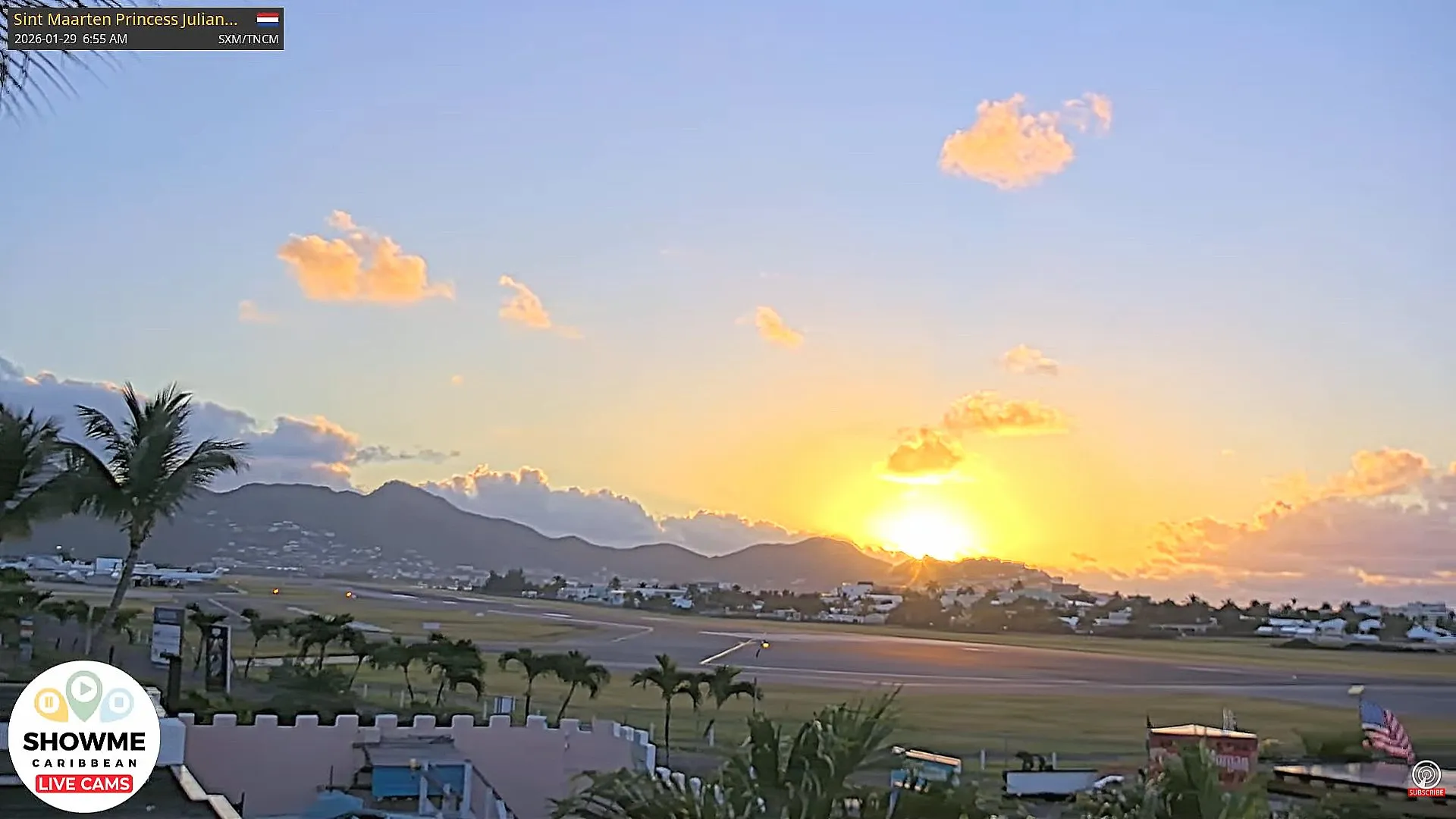 Runway Live Camera - Princess Juliana International Airport (SXM)